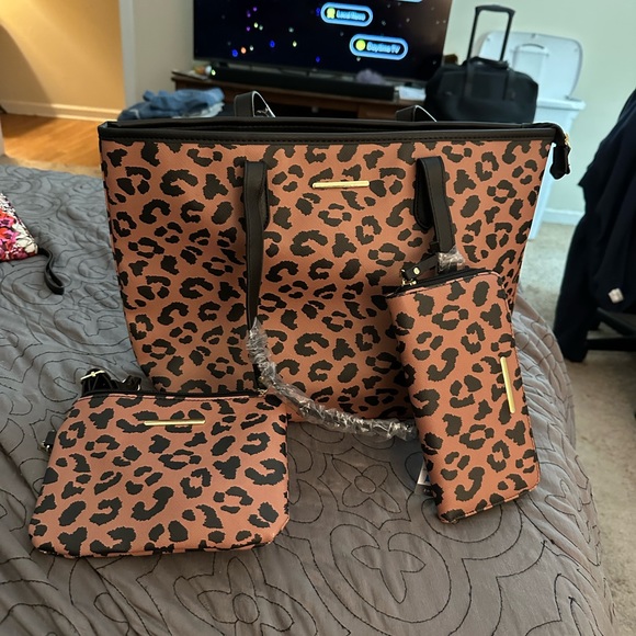 Bags | Three Piece Tote Set | Poshmark